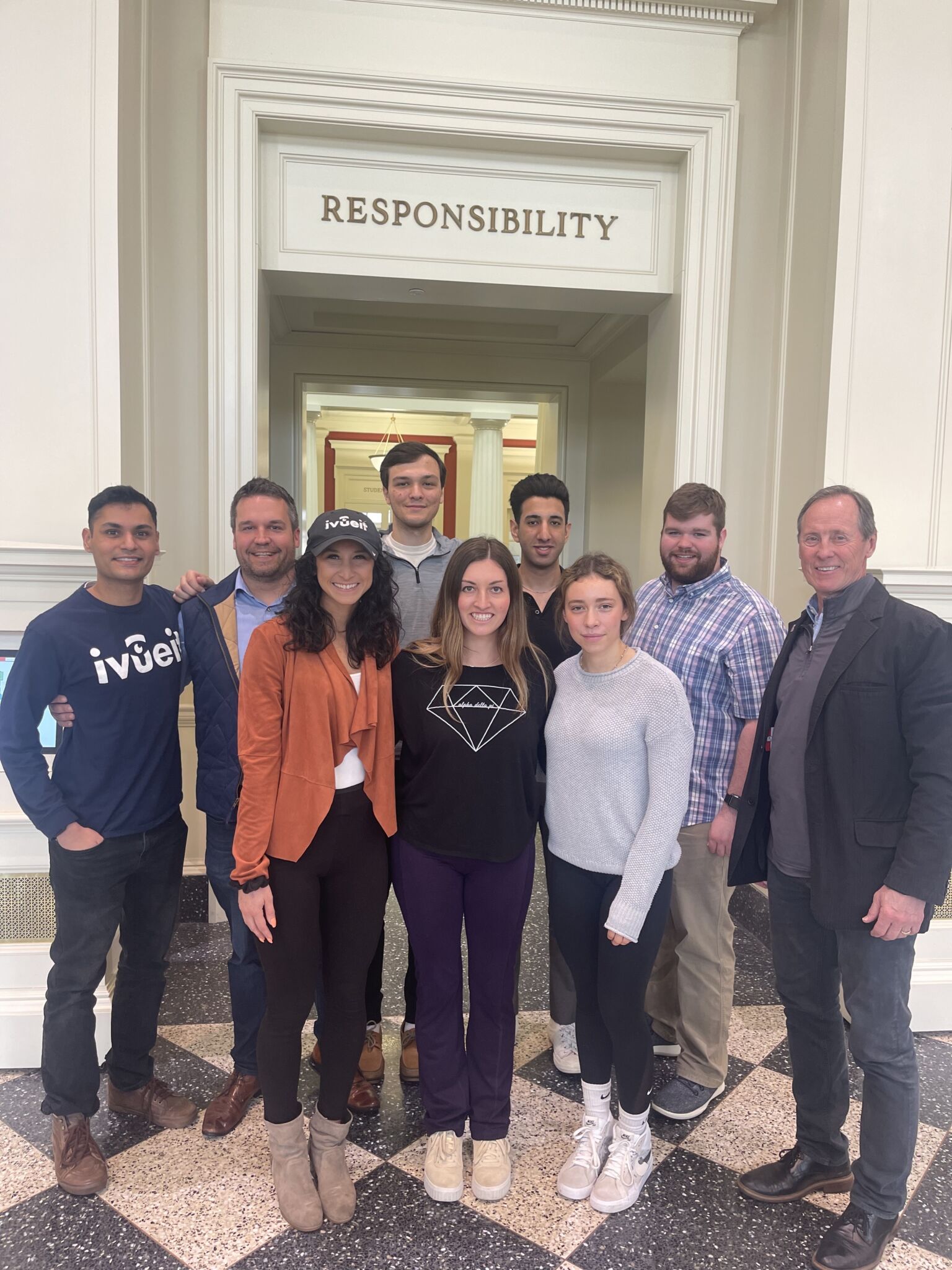 Vue it Forward - iVueit